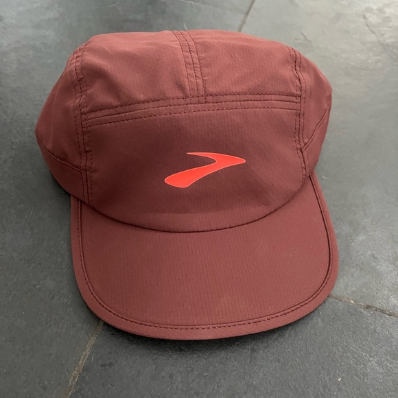 Brooks | Accessories | Brooks Lightweight Packable Running Hat | Poshmark